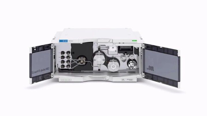 Open view of the Agilent 1290 Infinity III High-Speed Pump.