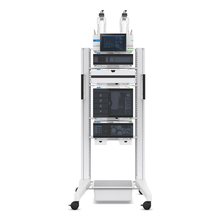 The 1290 Infinity III LC system shown with the InfinityLab Flex Bench ...